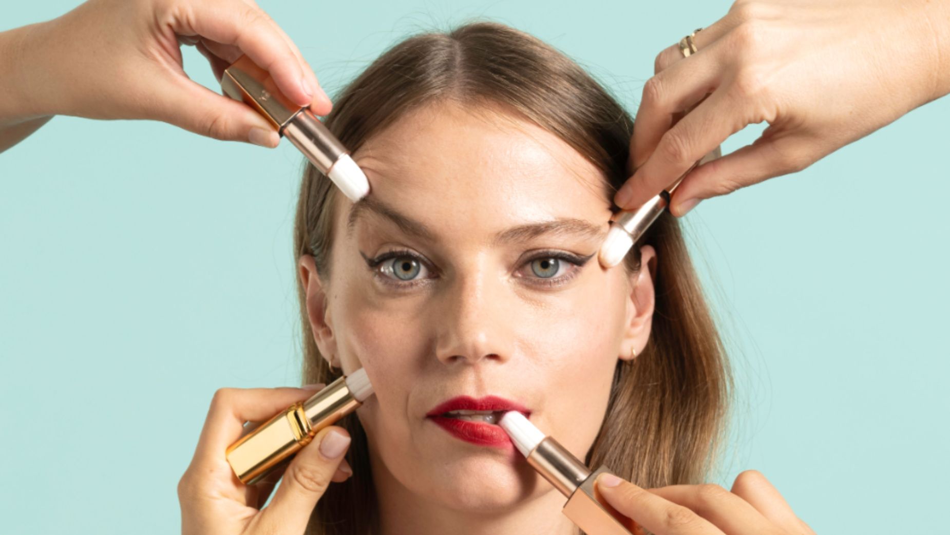 Period Care Startup Shows Tampons in Lipstick Cases and Taped to Shoes ...