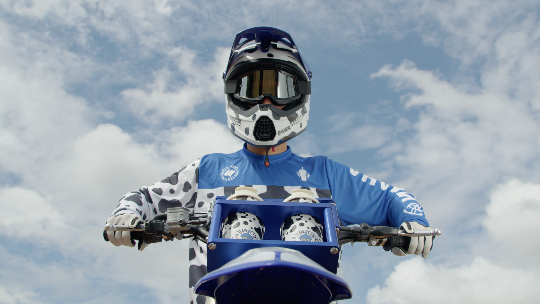 Yamaha Blends Extreme Stunts and Milkshakes at the Brazilian Motocross ...