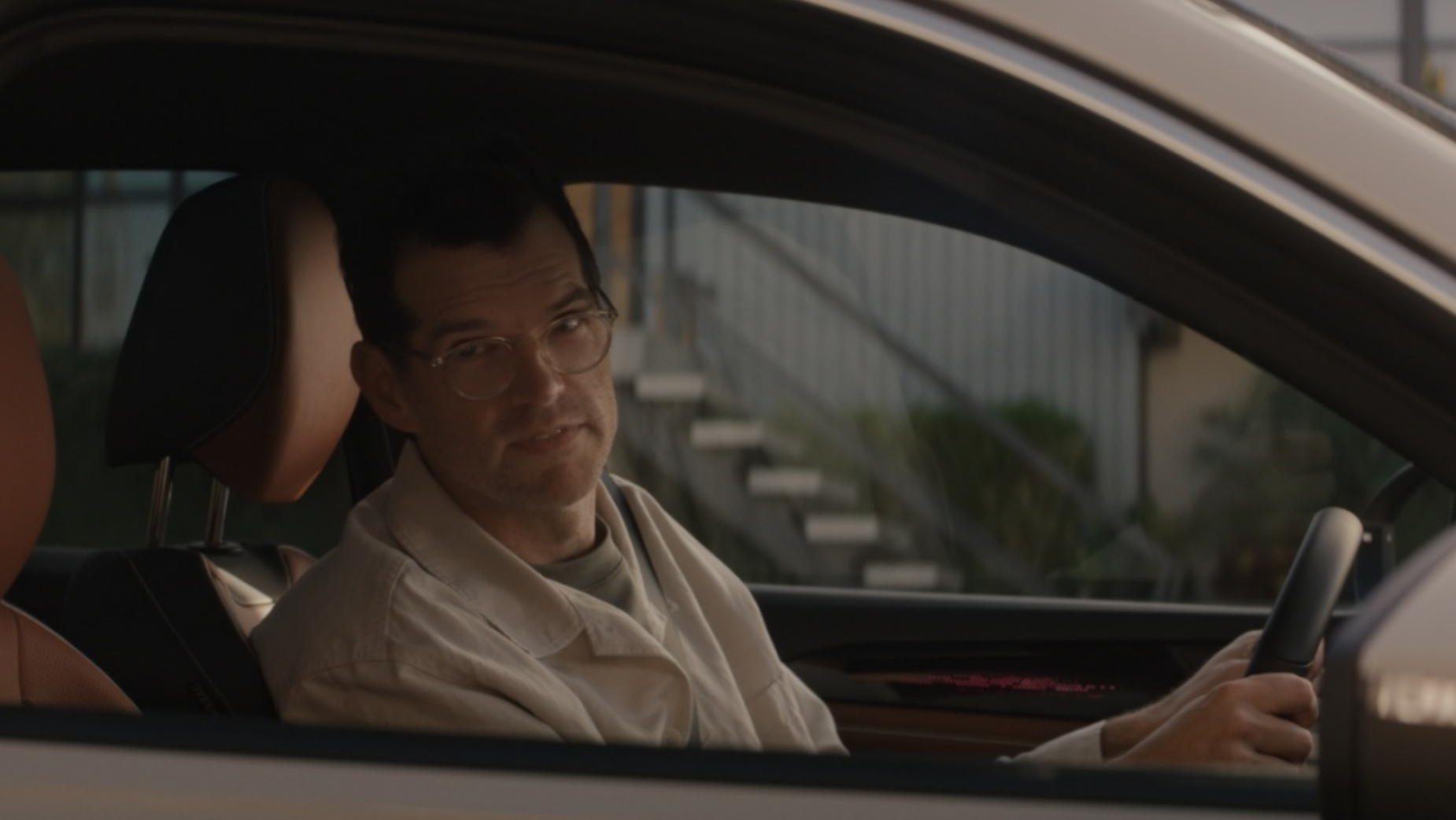 Actor Timothy Simons Learns How to Drive Like Somebody with Volkswagen | LBBOnline