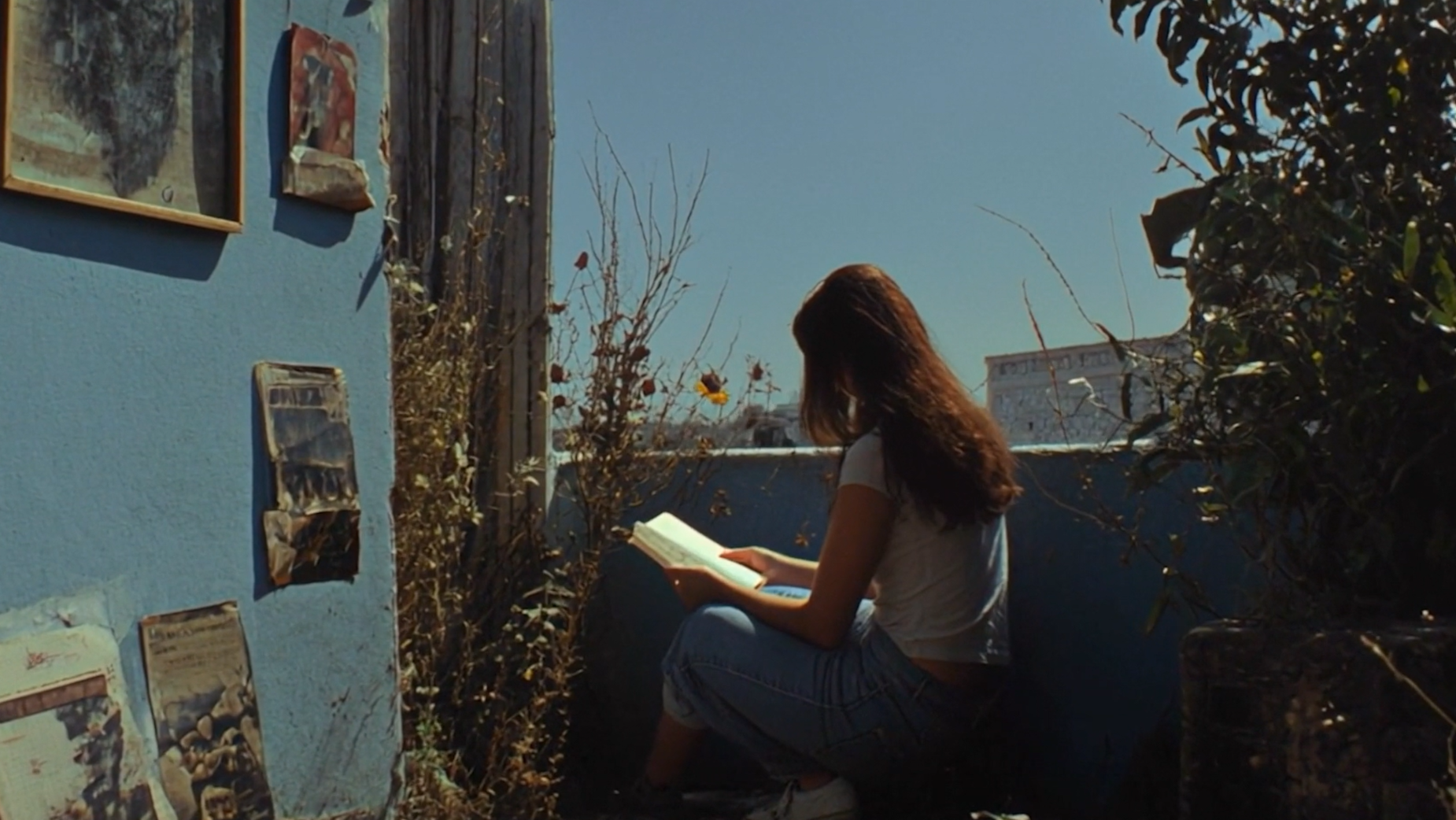 Director Joffrey Jans Uses AI to Reflect on Magic of Reading | LBBOnline