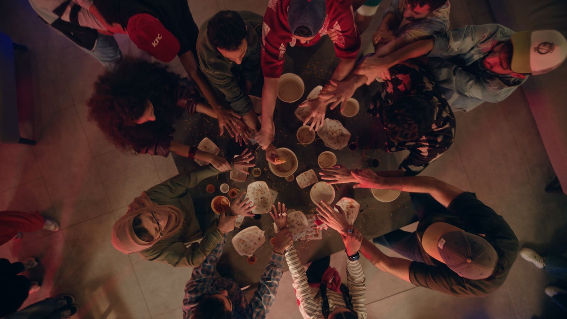 KFC Arabia Crowns Messy Eating the New Chic in 'Taste Rules' Spot ...