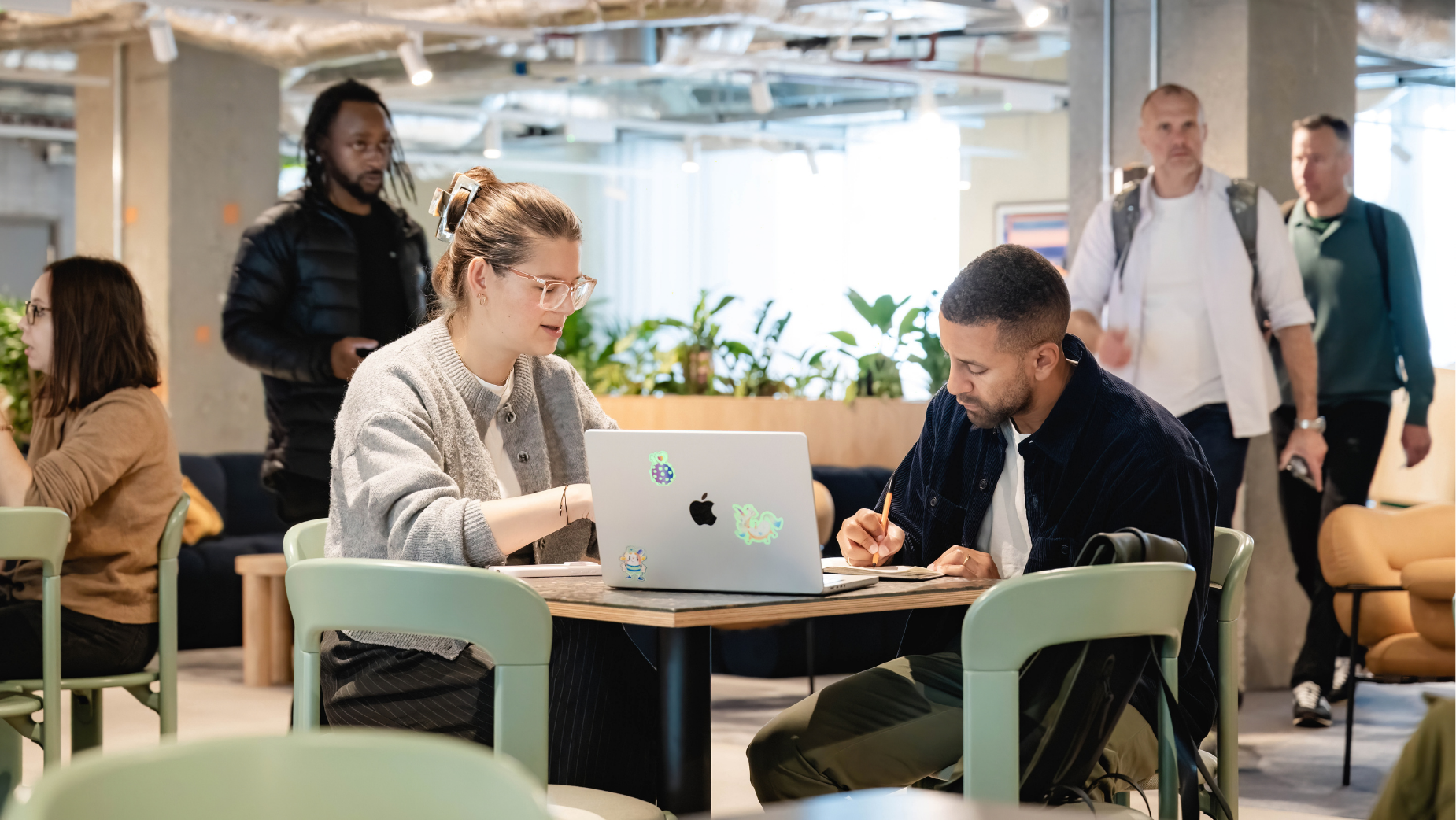WPP Officially Opens 3rd London Campus: Iconic One Southwark Bridge ...