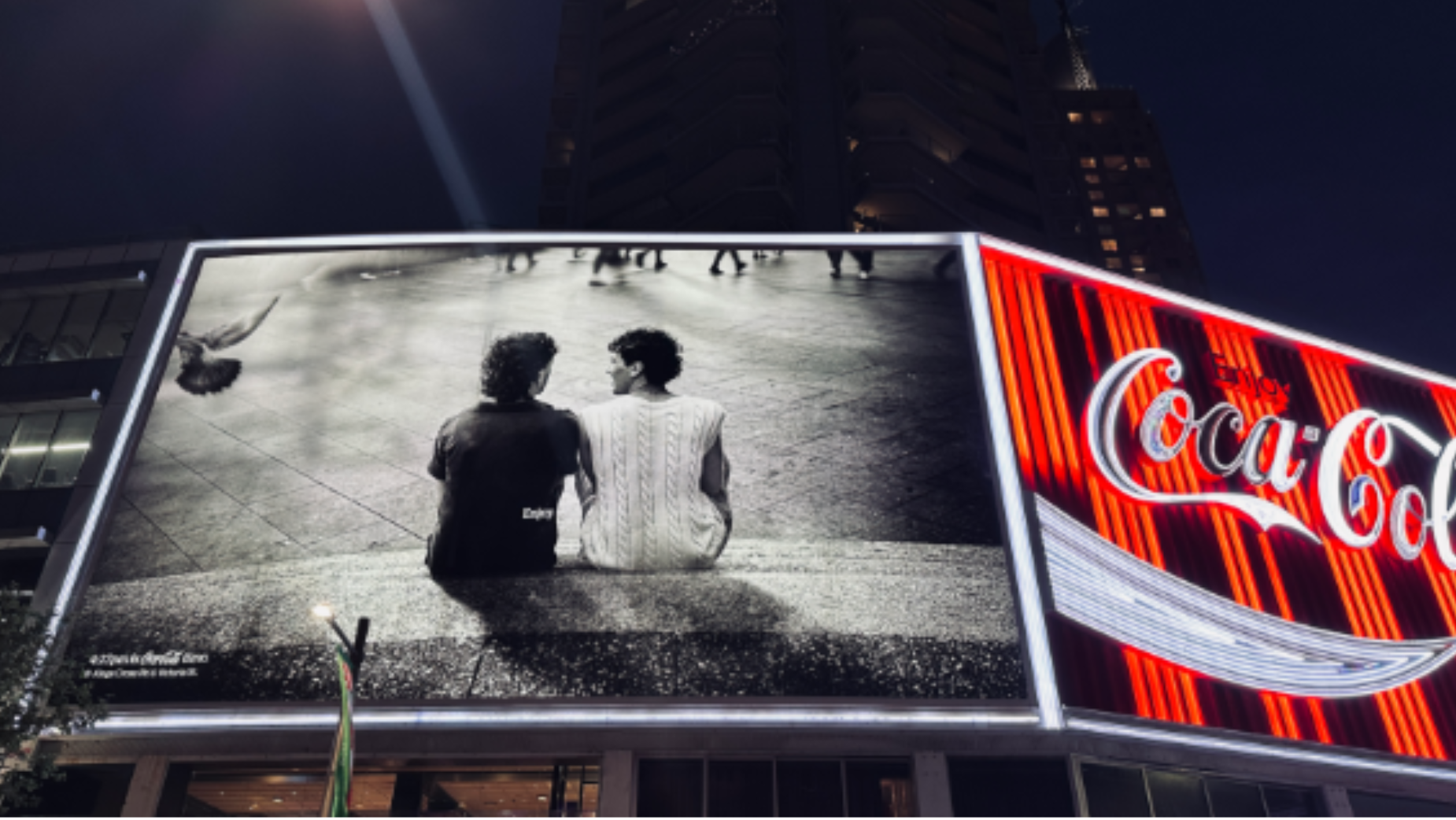 Coke Refreshes Iconic Kings Cross Sign in Sydney | LBBOnline