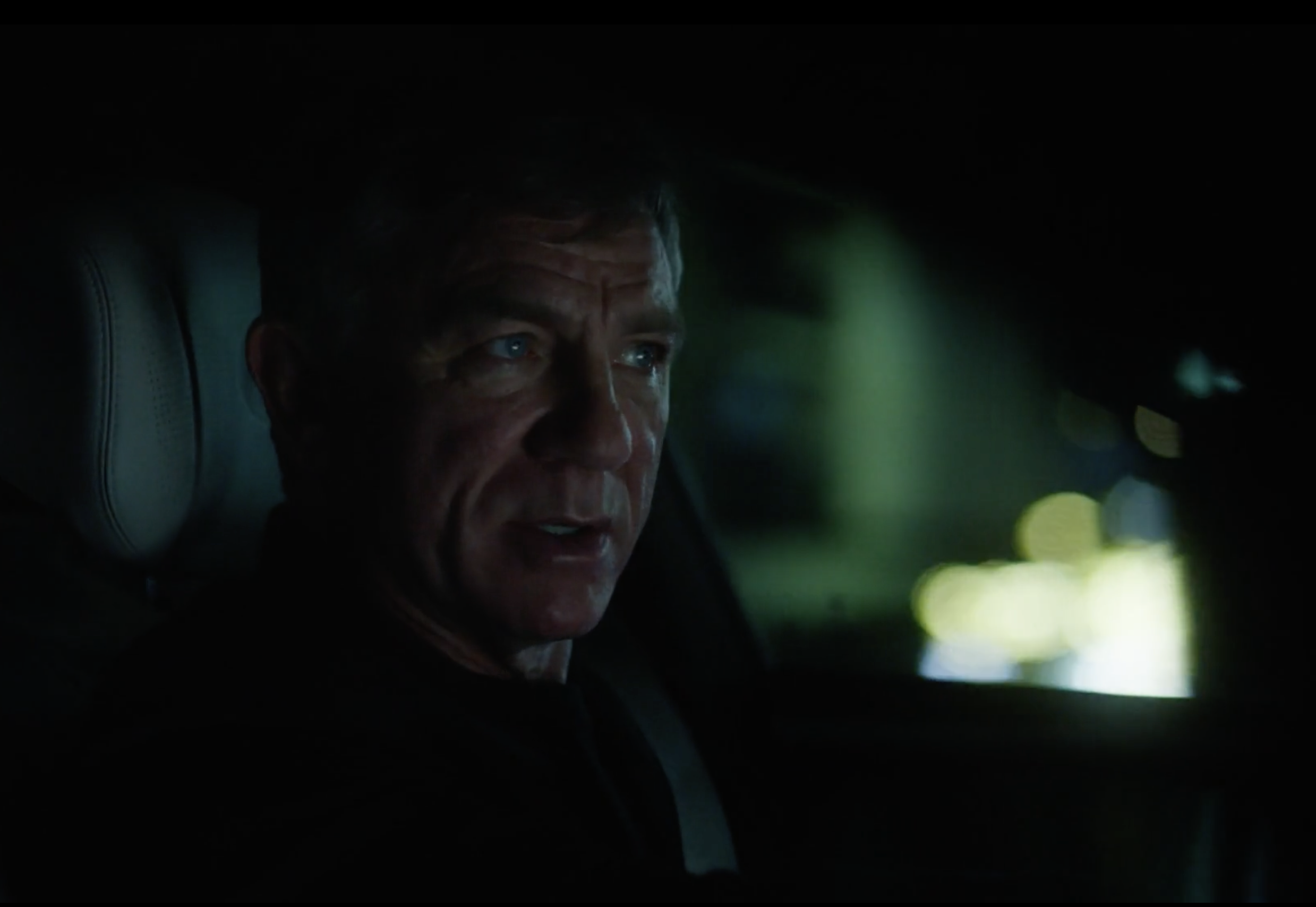 Daniel Craig Takes The Wise Route For Denza With His Dog | LBBOnline