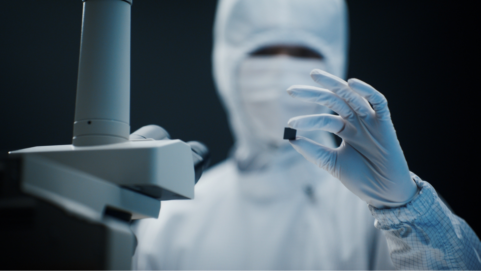 Samsung Celebrates the Mighty Power of the Tiny Semiconductor with a ...