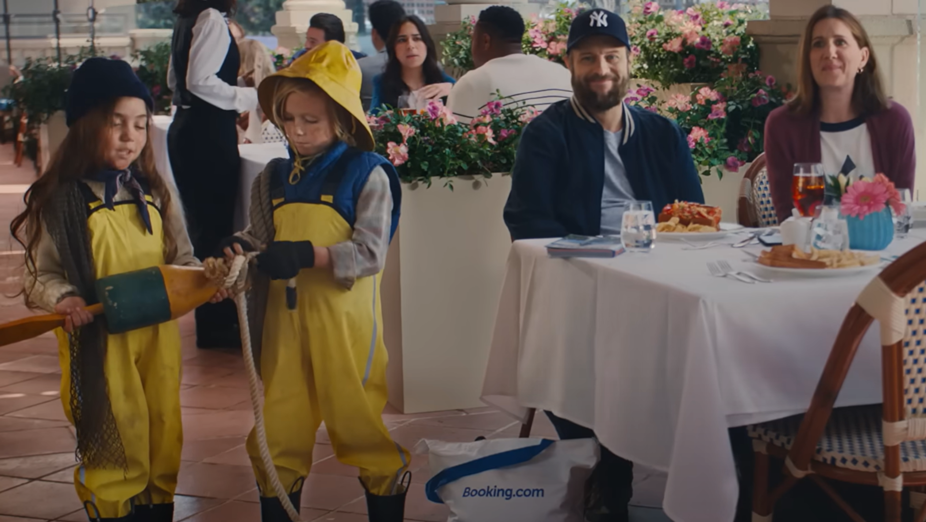 Booking.com Simplifies American's Unique Major League Baseball-inspired Travels | LBBOnline