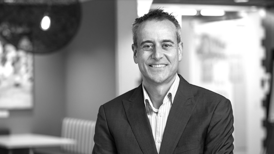 Bossing It: How You Can Be a Leader No Matter Your Role with Mark ...