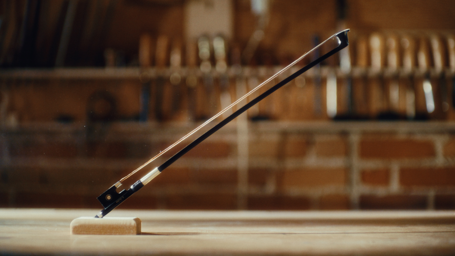 Orchestre Symphonique de Québec Crafts a Violin Bow from the Hair of a ...