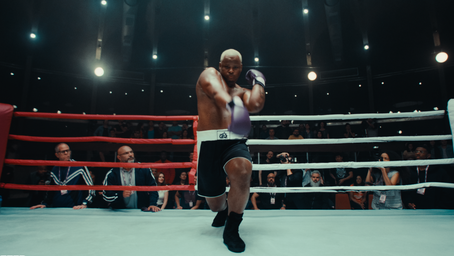 Deezer's Electrifying Spot Transforms a Boxing Match into a Dance Battle | LBBOnline