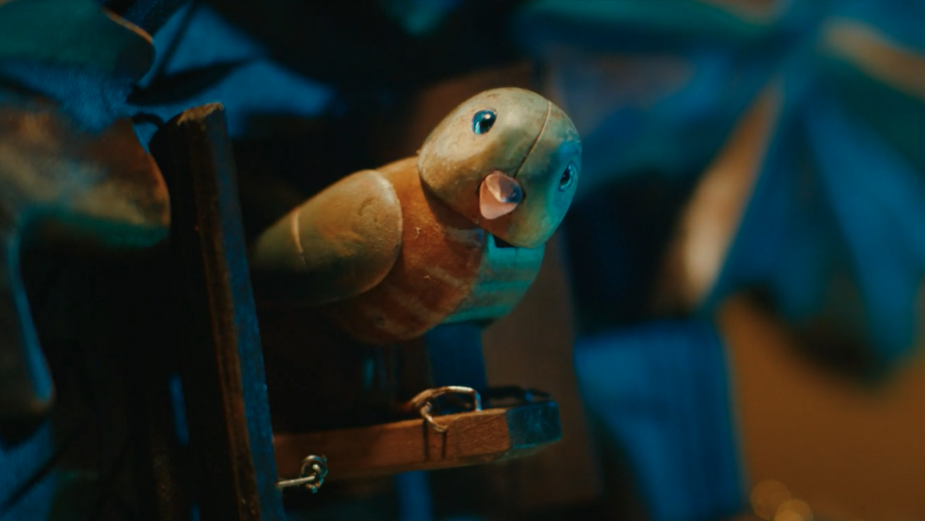 A Cuckoo Clock Bird Finds Love in Dutch State Lottery's New Year ...