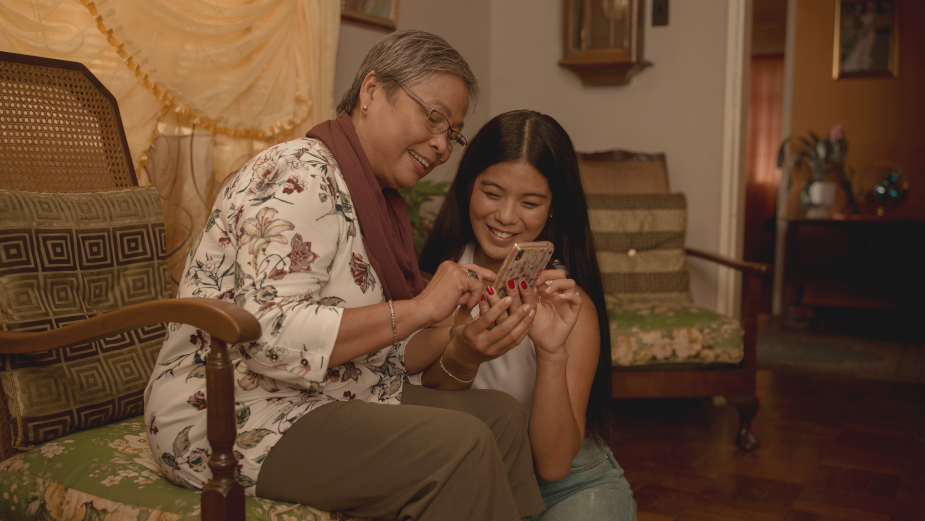 Touching Facebook Lite Film Shares Unbreakable Bonds of Motherhood ...
