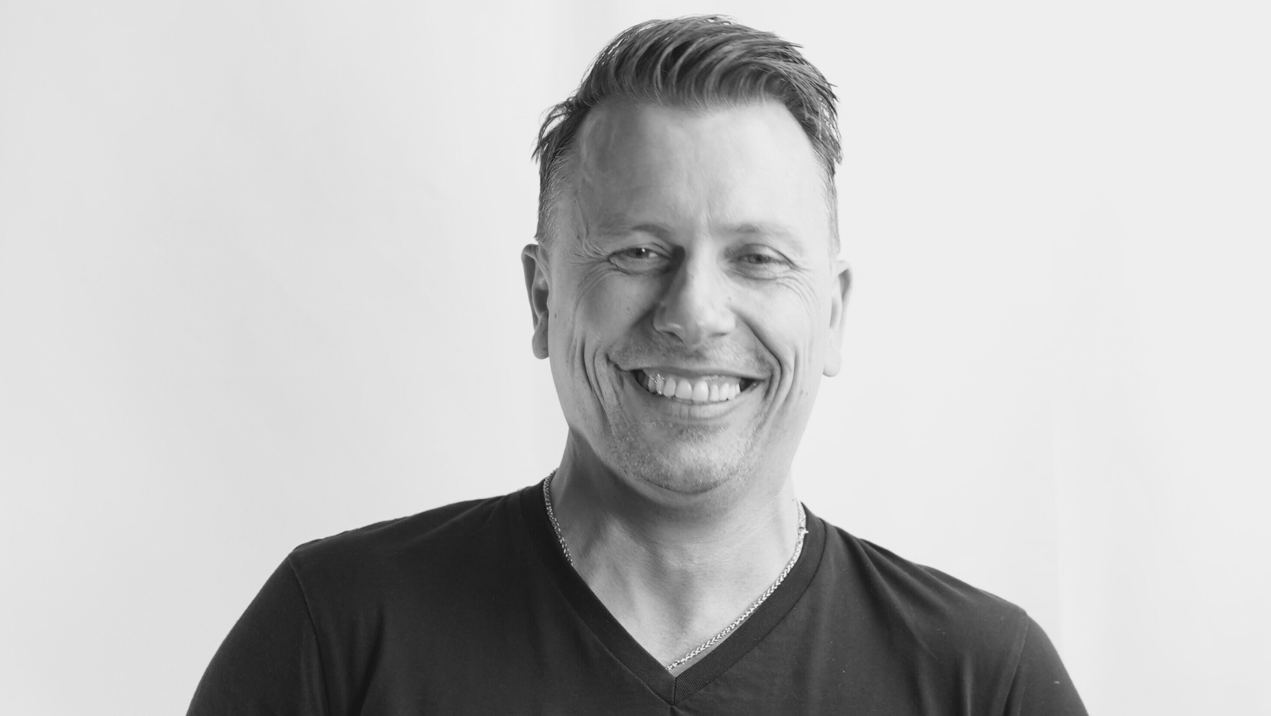 My Biggest Lesson: Jonathan Izzard | LBBOnline