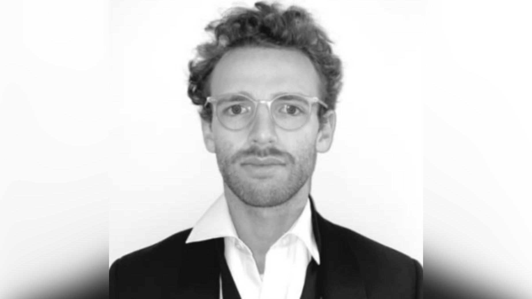 Josh Sondock Arrives at Riff Raff for UK, US and Amsterdam ...