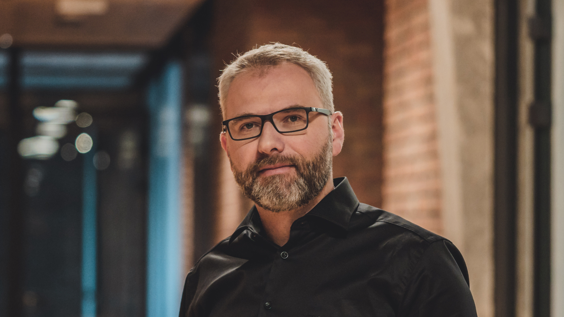 Bossing It: “A Company Is Its People, Not Its Logo, Computers, or Walls” with Kamil Rutkowski ...