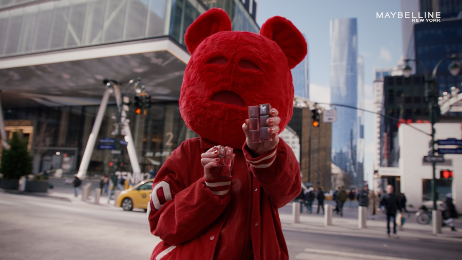 Maybelline New York’s 'Teddy Takeover' Unveils JoJo Siwa as Teddy | LBBOnline