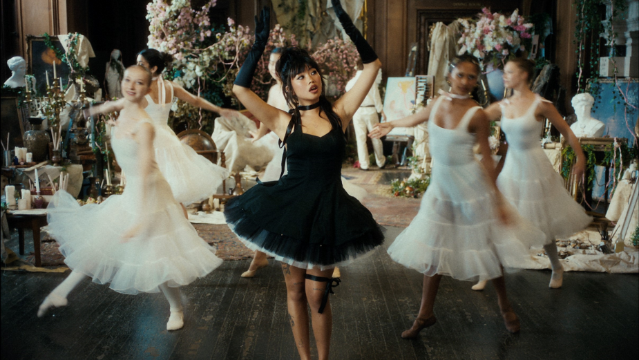 OB’s Jake Erland Directs beabadoobee’s Charming One Shot Music Video ...