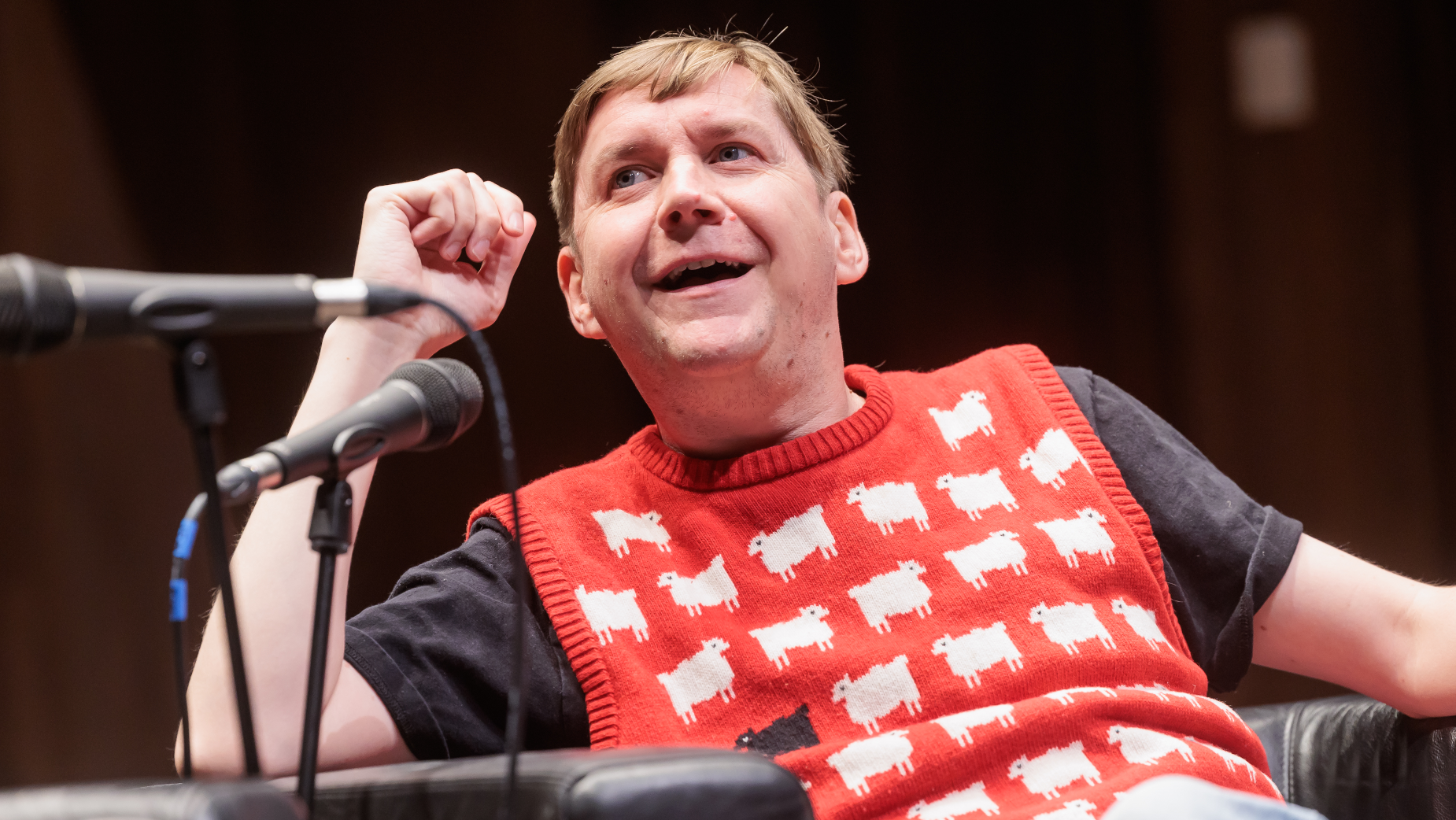 How a Bit of Confidence, a Lot of Posting and a €20 Ring Light from ...