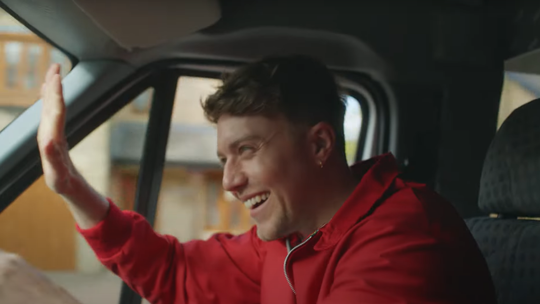 Vodafone Celebrates UK Summers with Roman Kemp | LBBOnline