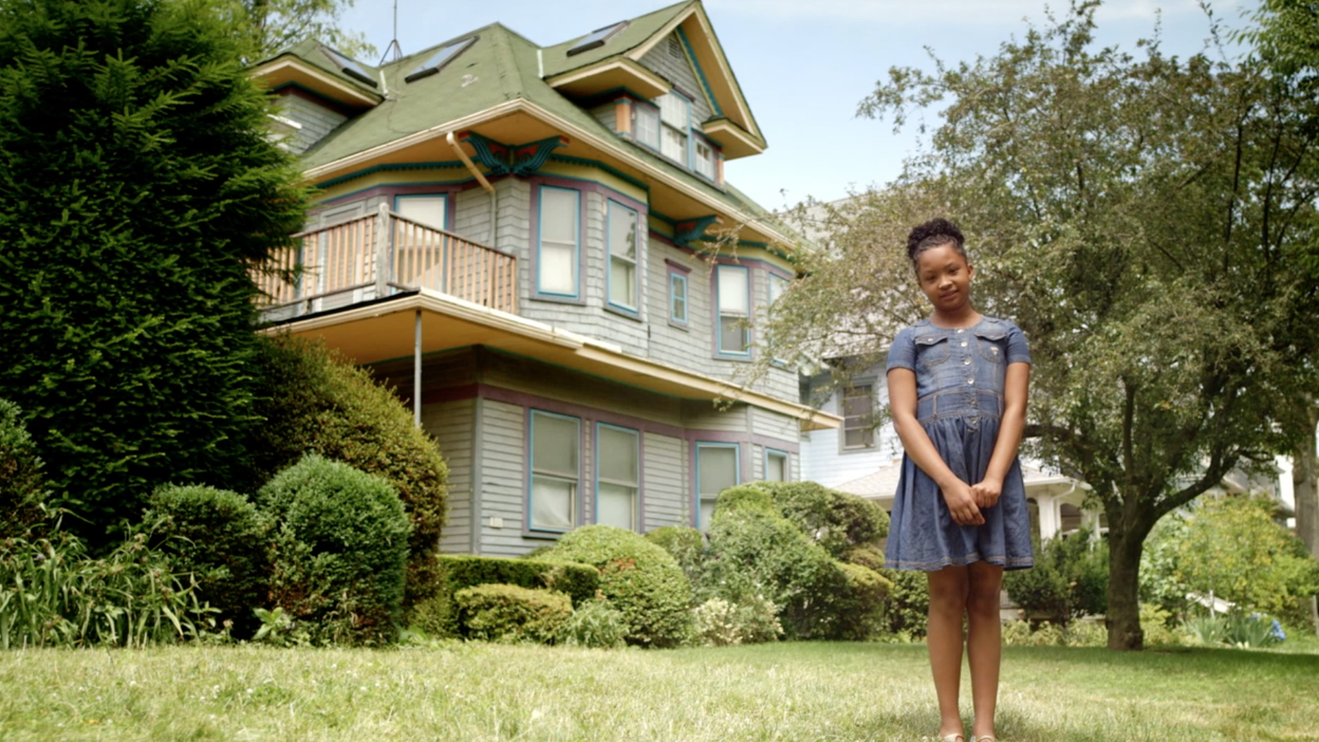 Touching New Dove Film Aims to Support Body Conscious Girls | LBBOnline