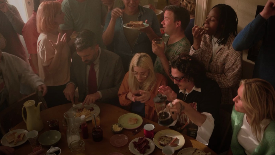 Belgians Wake Up in Good Company in Crowded Radio Station Ad | LBBOnline