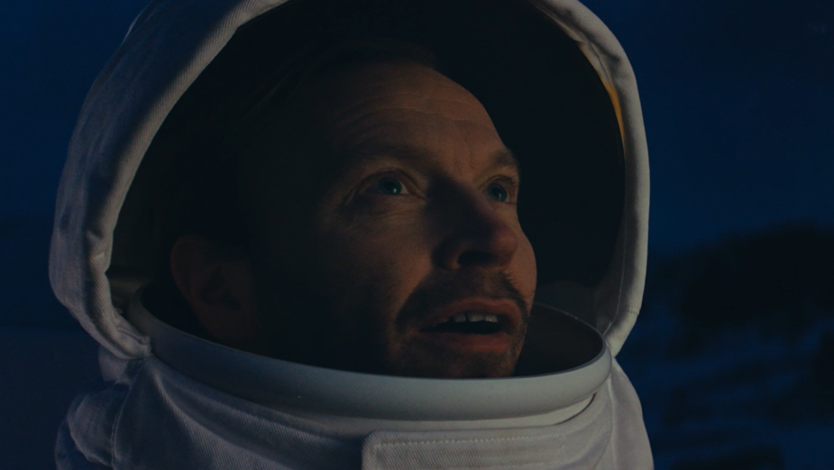 Visit Iceland's Space Billboard Encourages Space Tourists to Trip Closer to Home | LBBOnline