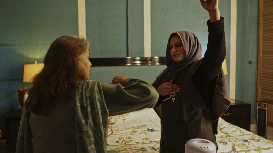 Waxing Lady Tutorials: How a Body Wax Appointment Is Fighting Cancer in ...