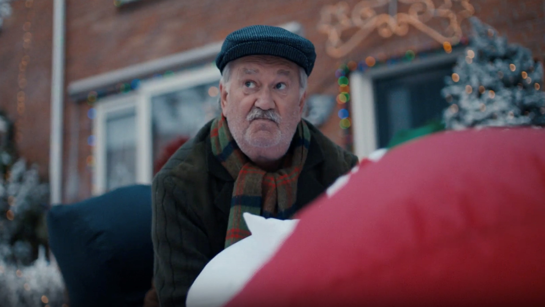 This Dutch Online Retailer Celebrates a More Inclusive Christmas ...