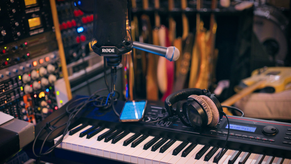 Making Music: What It Takes to Compose the Soundtracks You Know and ...