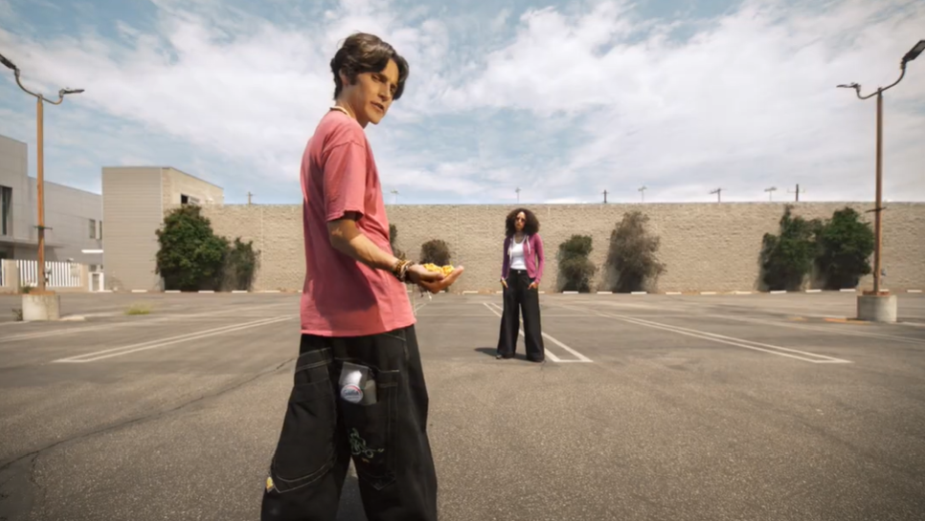 '90s Flavour Meets '90s Fashion in Nostalgic Goldfish Crackers Campaign ...