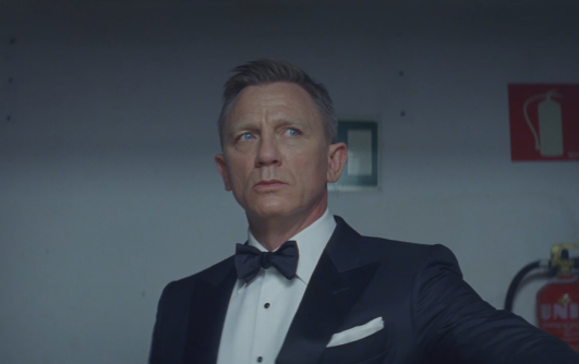 Daniel Craig Swaps His Martini for Heineken in Film from Miles Jay ...