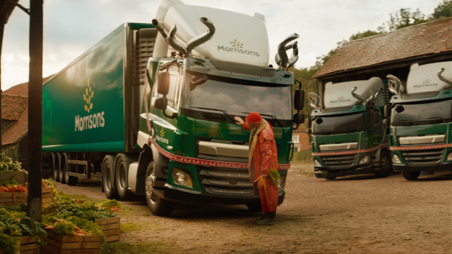 Morrisons' Farmer Christmas Pays Tribute to the Helpers and Heroes Who ...