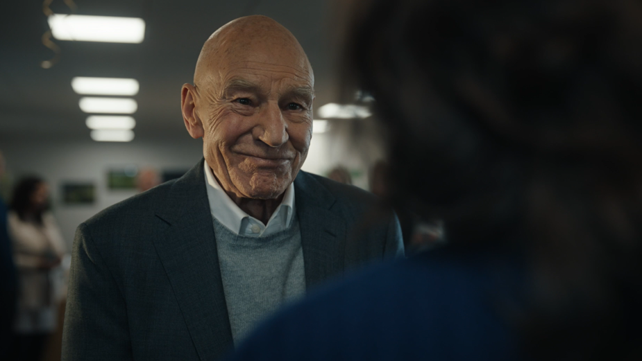 Sir Patrick Stewart Gives a Proper Leaving Speech in Latest Ad for ...