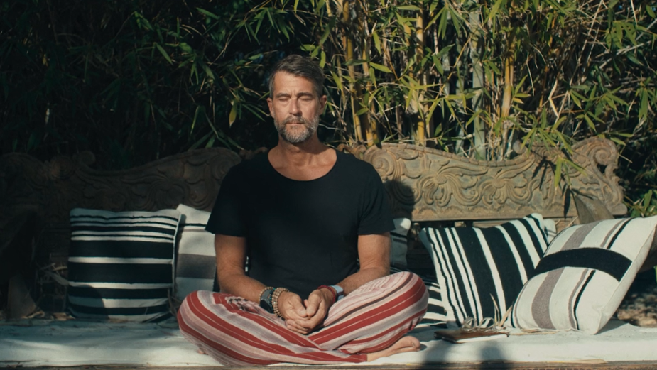 Endurance Athlete Rich Roll Opens up and Finds Peace with His past in ...