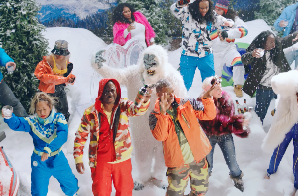 '90s Hip Hop Classic Gets a Schnapps Twist in Music Video for Rumple ...