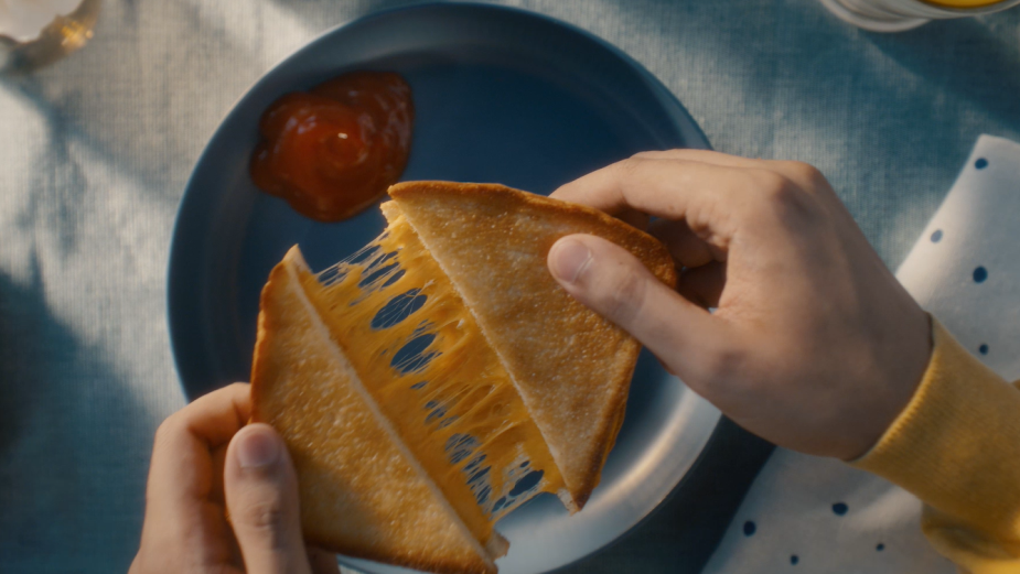 Wonder Bread Officially Settles the Triangle or Rectangle Sandwich Cut ...