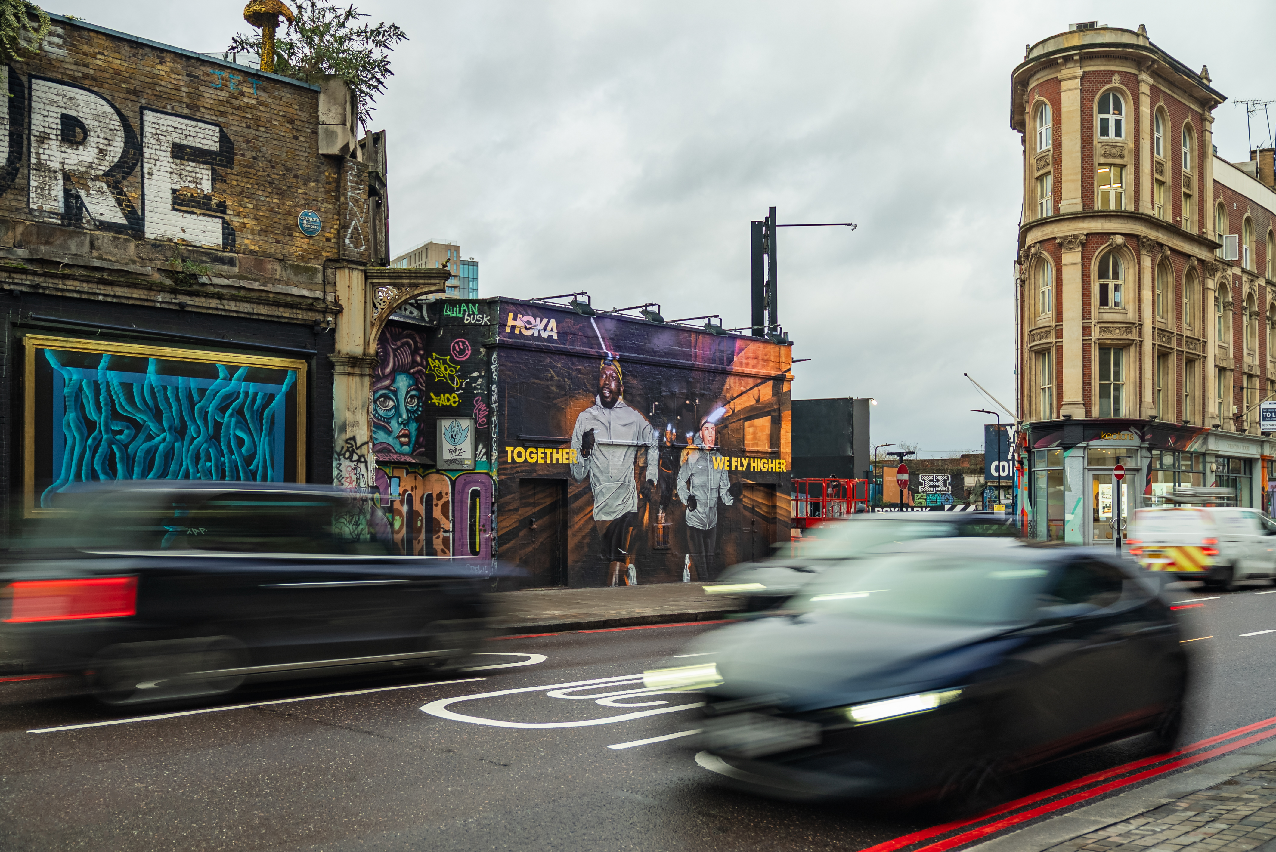 Why HOKA’s East London Mural Only ‘Wakes Up’ at Night | LBBOnline